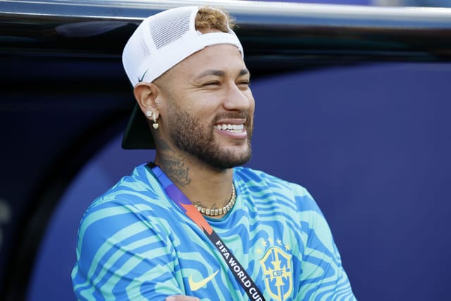 Brazil handed big boost as Neymar Jr returns to training after injury ...