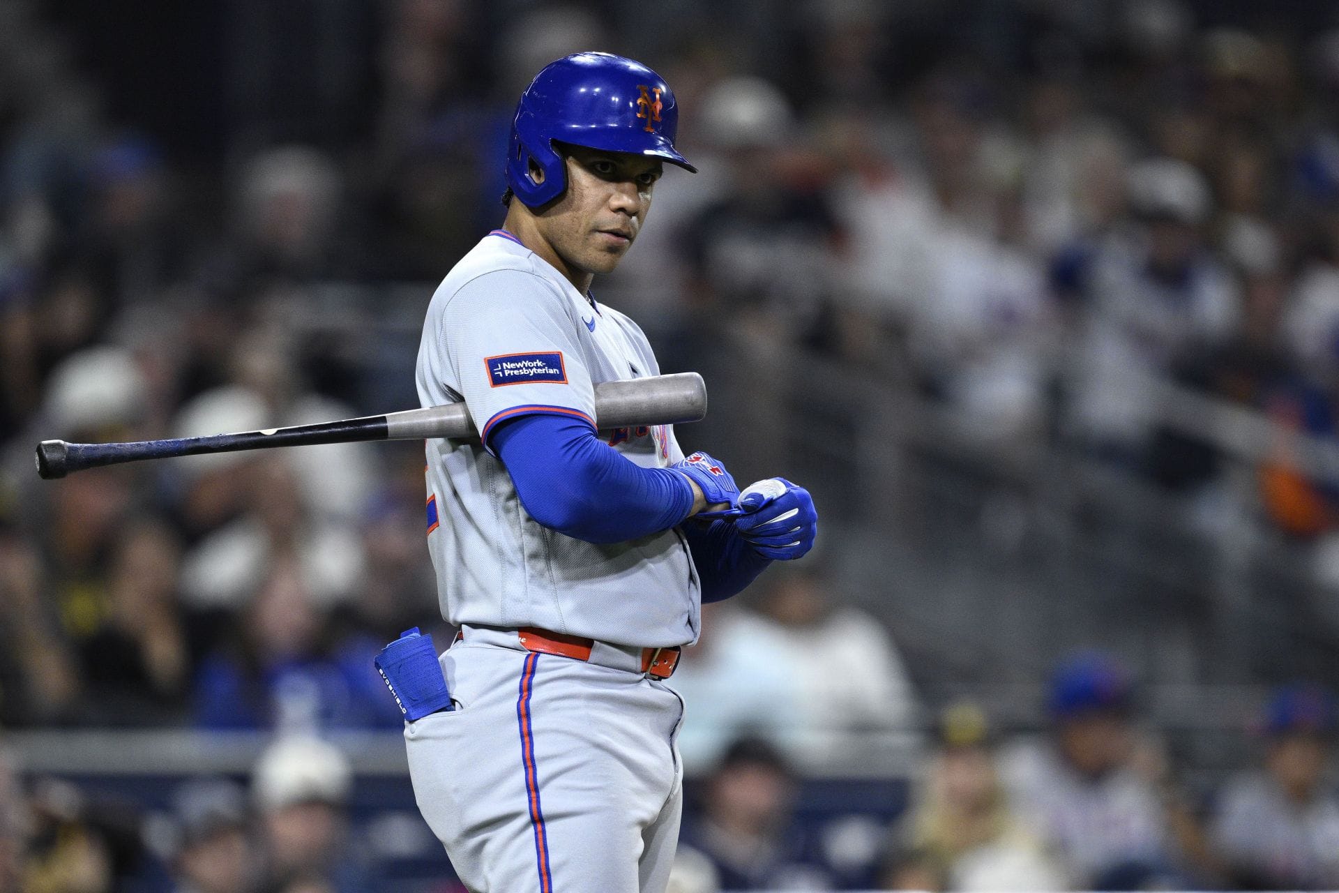 "$765 million, yikes";"Hard to blame Juan Soto" - Fans divided after ...