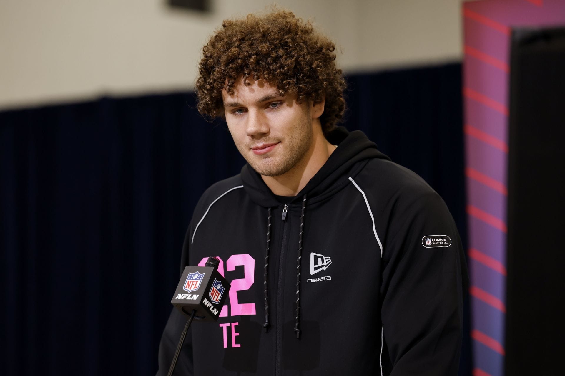 WATCH: Browns TE Joe Royer’s romantic TikTok with then-minor GF ...