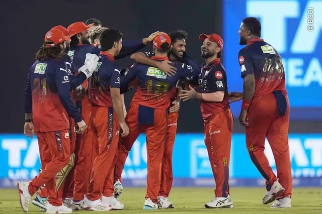 "I felt people might take him on" - Aakash Chopra on the bowling ...