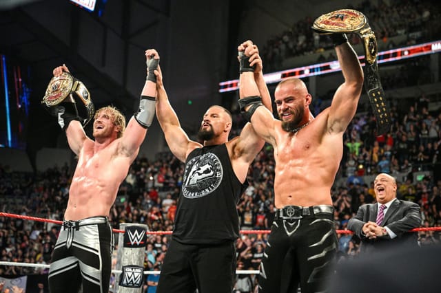 4 Things That Could Happen If The Vision Loses The World Tag Team ...