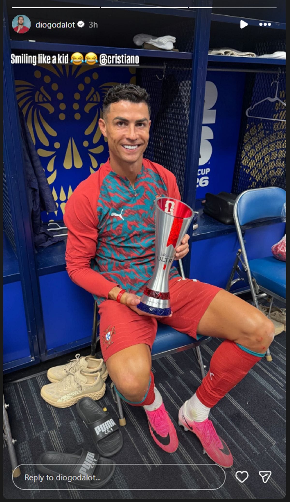 “Smiling like a kid” - Diogo Dalot uploads behind-the-scenes image of ...