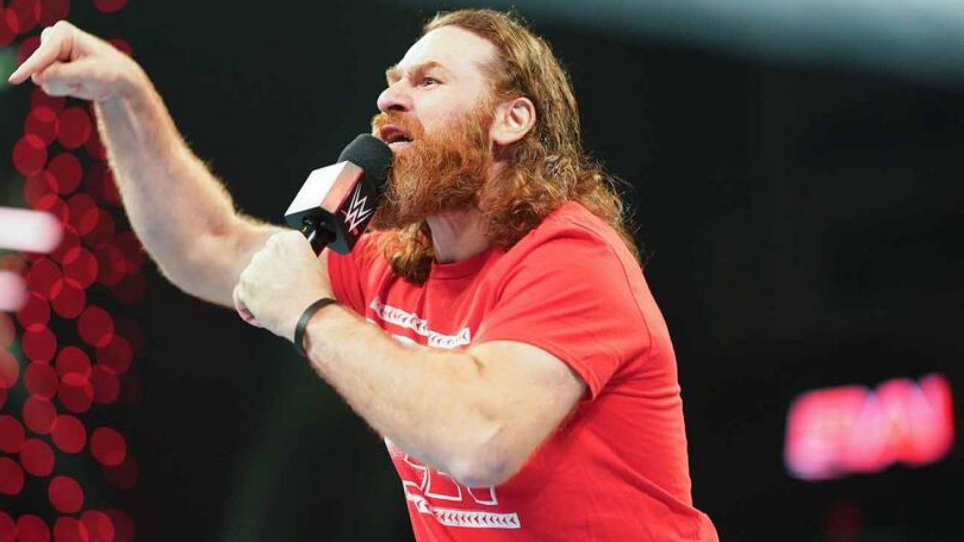 Sami Zayn sends an NSFW message to his haters; lauds European crowd