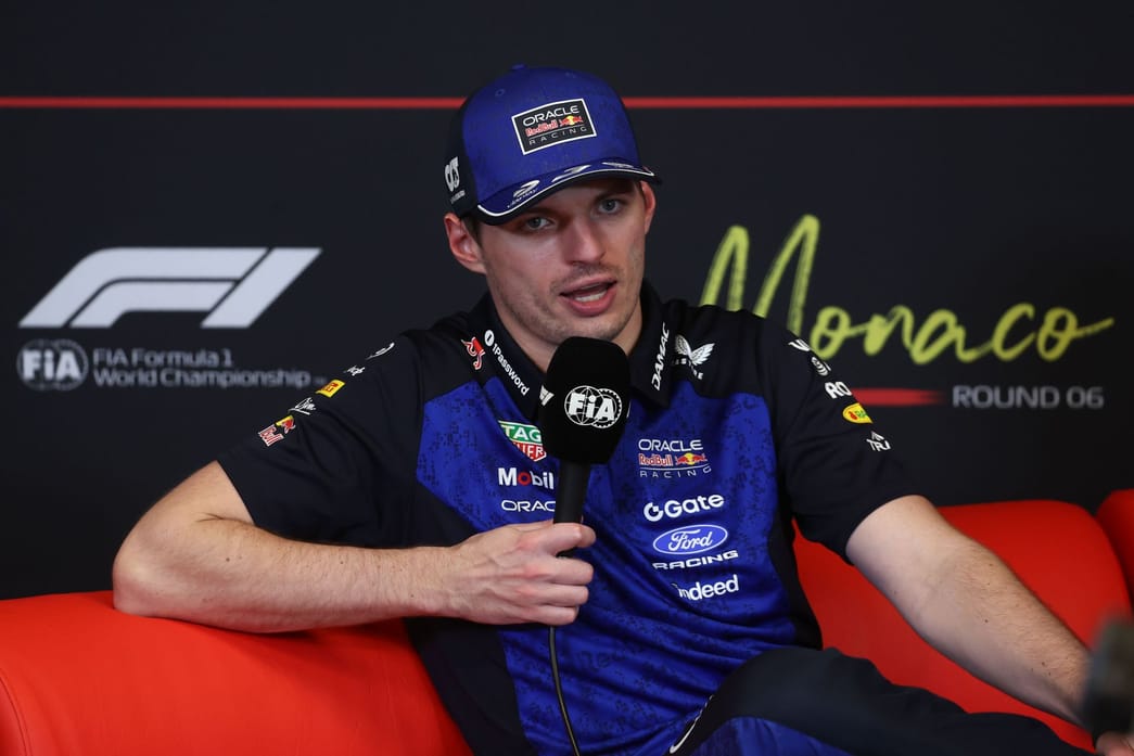 Max Verstappen's girlfriend Kelly Piquet turns heads as she makes an ...