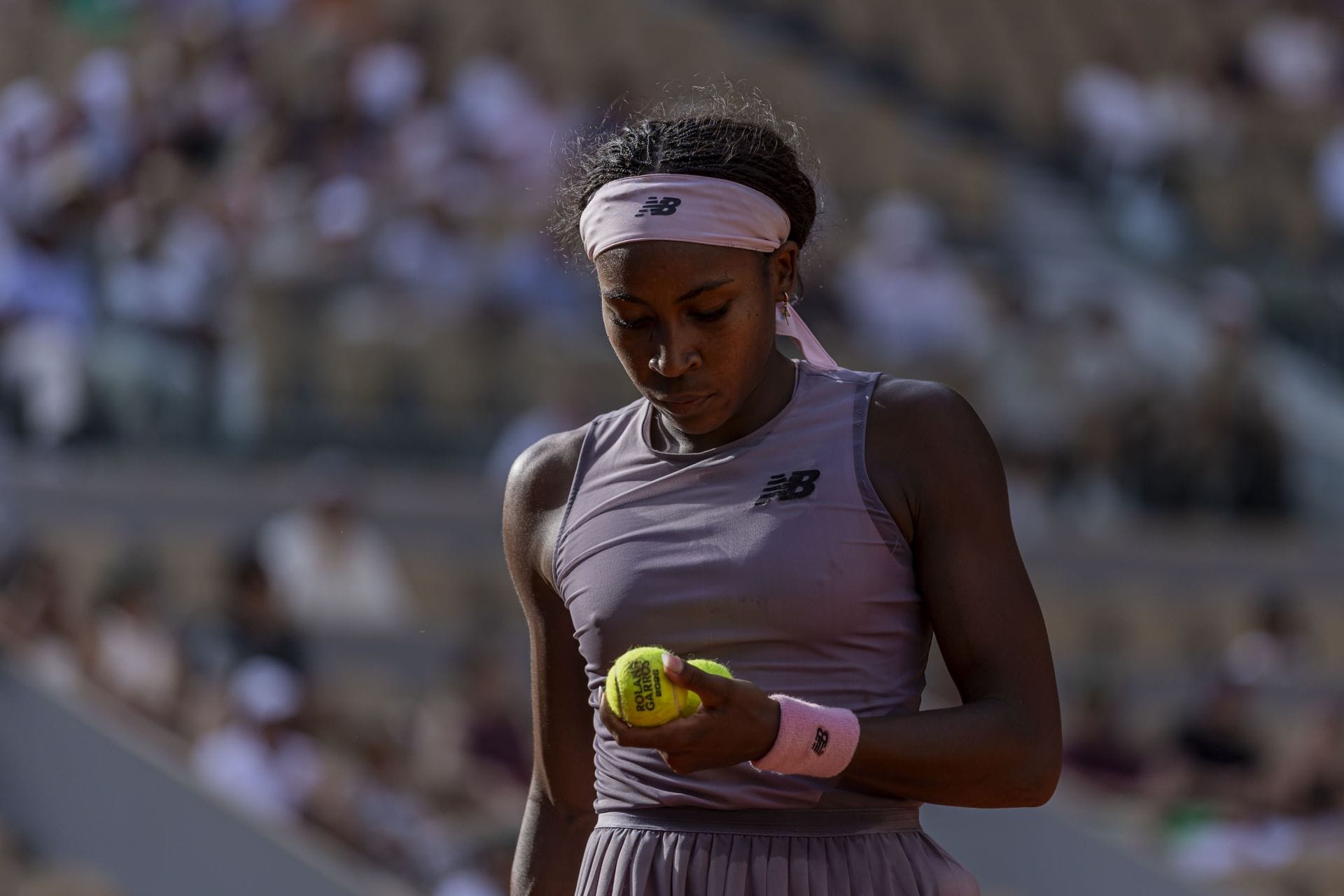 "What the hell?"; "Horrible" - Coco Gauff fans shocked by American's ...