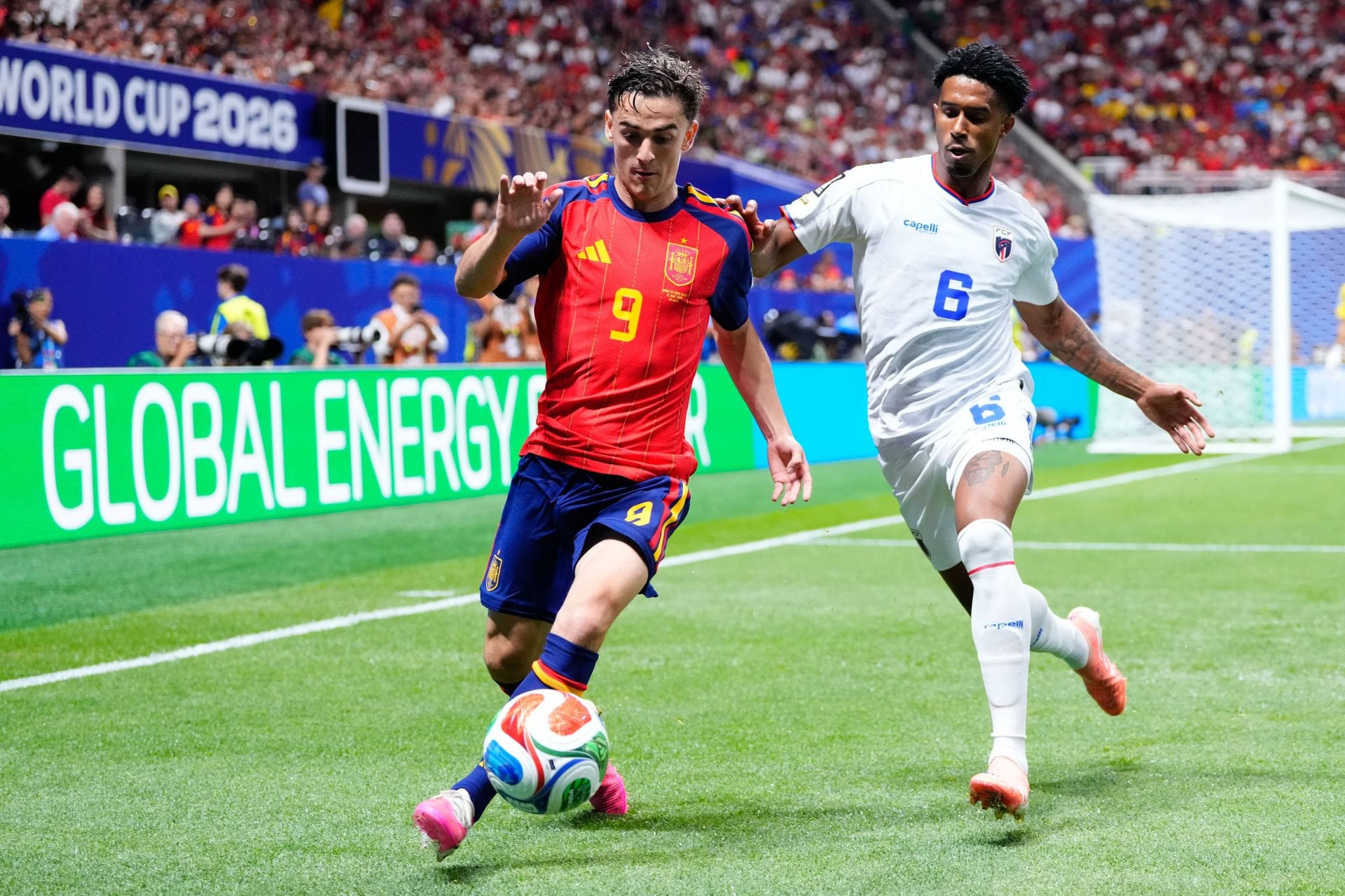 Who is the referee in Spain vs Cabo Verde clash at 2026 FIFA World Cup?