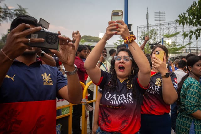 IPL 2027 Buzz: From massive trade rumors to big captaincy change reports