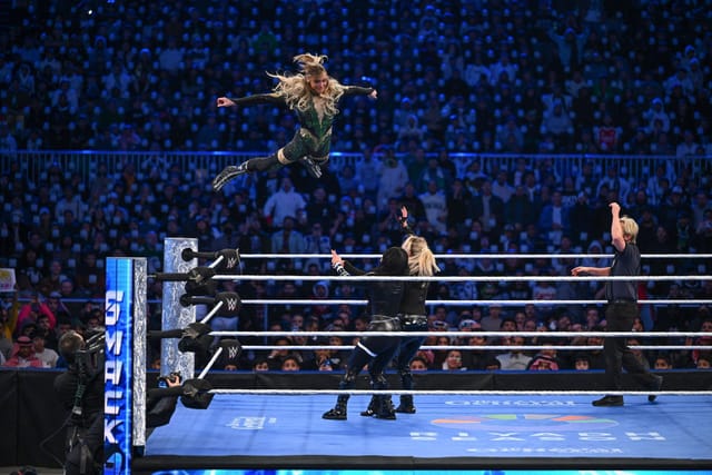4 Finishes to Charlotte Flair vs. Liv Morgan in the semifinals of the ...