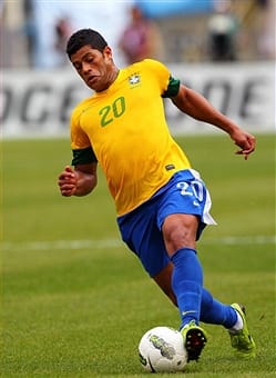 Hulk hits back at Romario criticism
