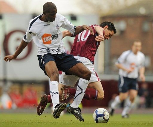 Muamba retires from football after cardiac arrest