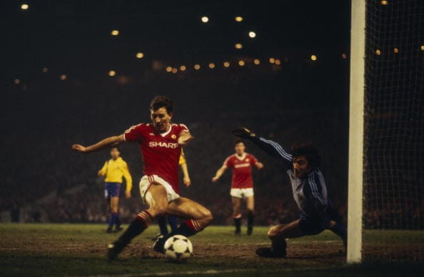 Legends of Club Football: Bryan Robson