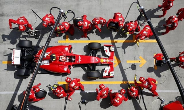 Pit Stop: How does an F1 pit crew work?
