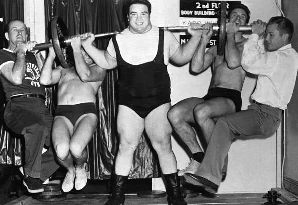 Top 10 greatest Olympics weightlifters of all time