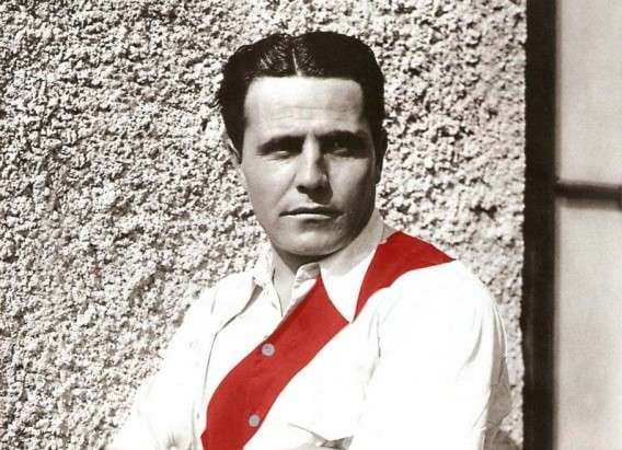 10 players with the best ever goals to games ratio