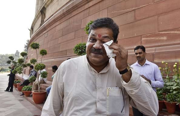 Cricketer-turned-politician all set to make his Bollywood debut