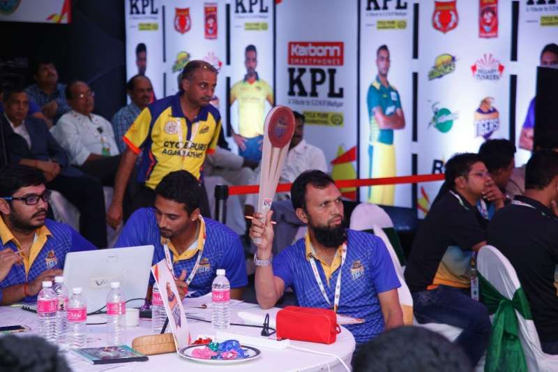 Karbonn KPL 2016 Player Auction: Rongsen Jonathan and Prateek Jain draw the highest bids
